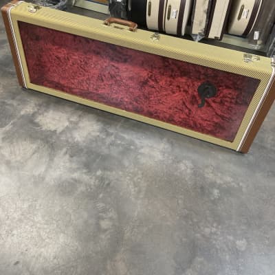 Fender Stratocaster telecaster display case tweed Newer | Reverb