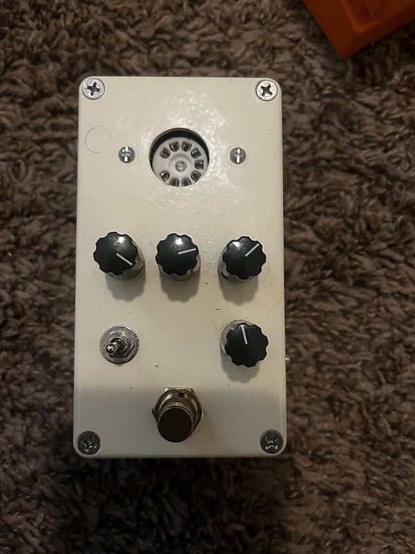 DIY Tube overdrive w/ rangemaster | Reverb