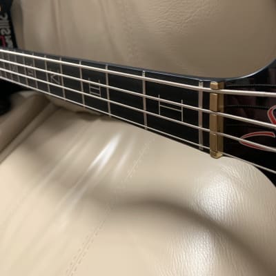 Status Graphite B-2 Entwistle bass model (derived from the | Reverb