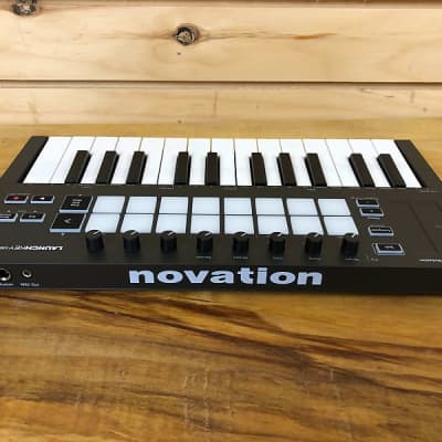 Novation Launchkey Mini MKIII MIDI Keyboard Controller | Reverb
