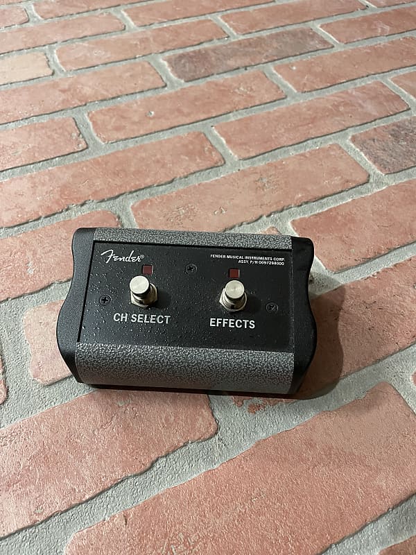Fender 2 button footswitch | Reverb