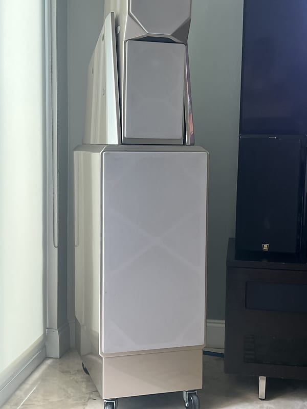 Wilson Audio Maxx 2 Desert silver | Reverb