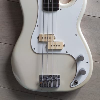Encore Precision Bass 1980s White Metallic | Reverb