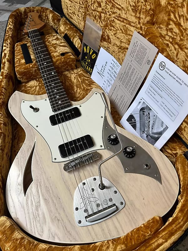 Novo Miris J Mary Kaye White | Reverb