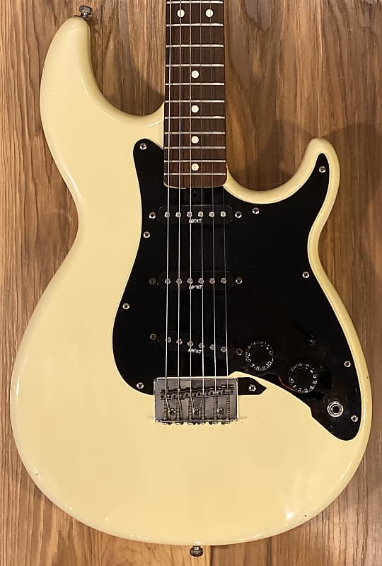 Yamaha SE200 | Reverb