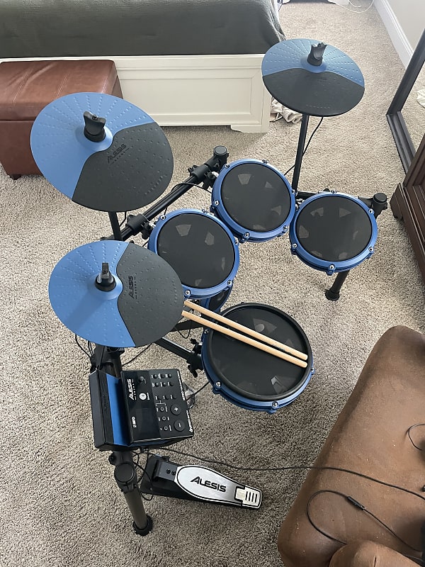 Alesis Nitro Max E-Kit - Drumeo Edition 2023 - Blue | Reverb