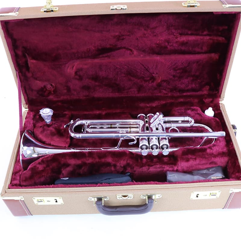 Jupiter XO Model 1600IS Roger Ingram Model Bb Trumpet | Reverb UK