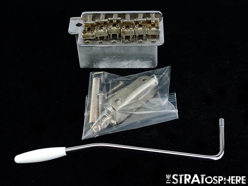 Fender Vintage 57 RI Stratocaster Strat TREMOLO + | Reverb Deutschland