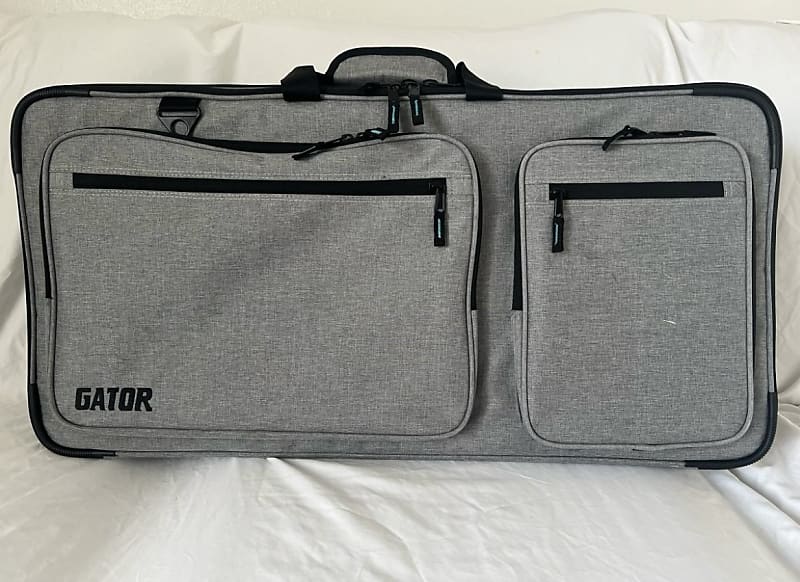 Gator The Gator G-Club limited-edition messenger bag for 28" | Reverb