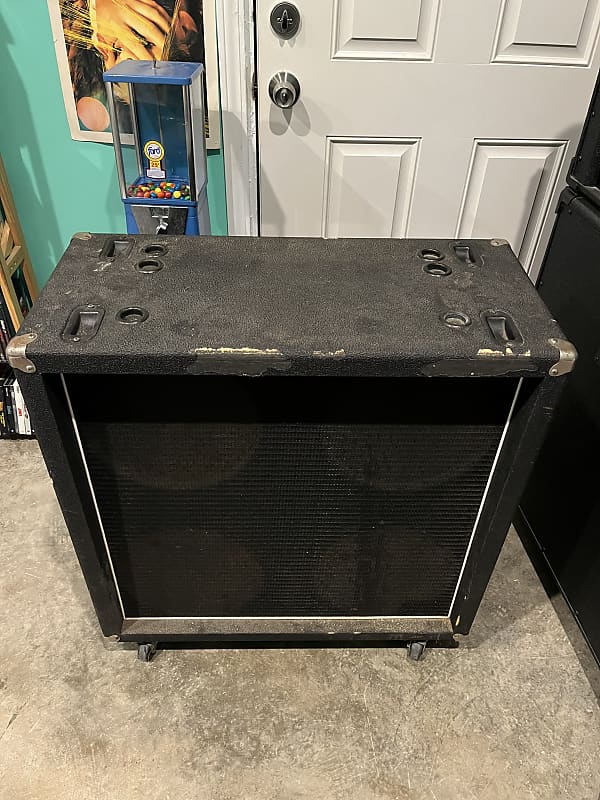 Empty Ampeg V412BV 4x12 guitar cabinet | Reverb