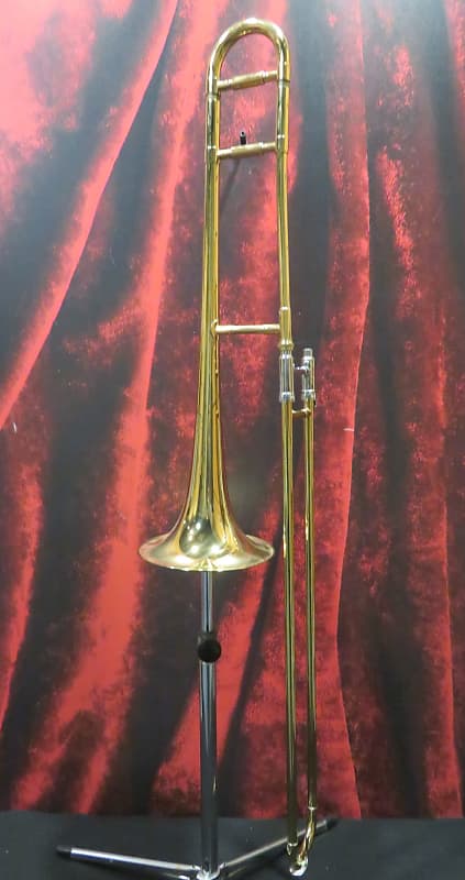 Holton TR602 Student Tenor Trombone w/ Case (Orlando, FL | Reverb