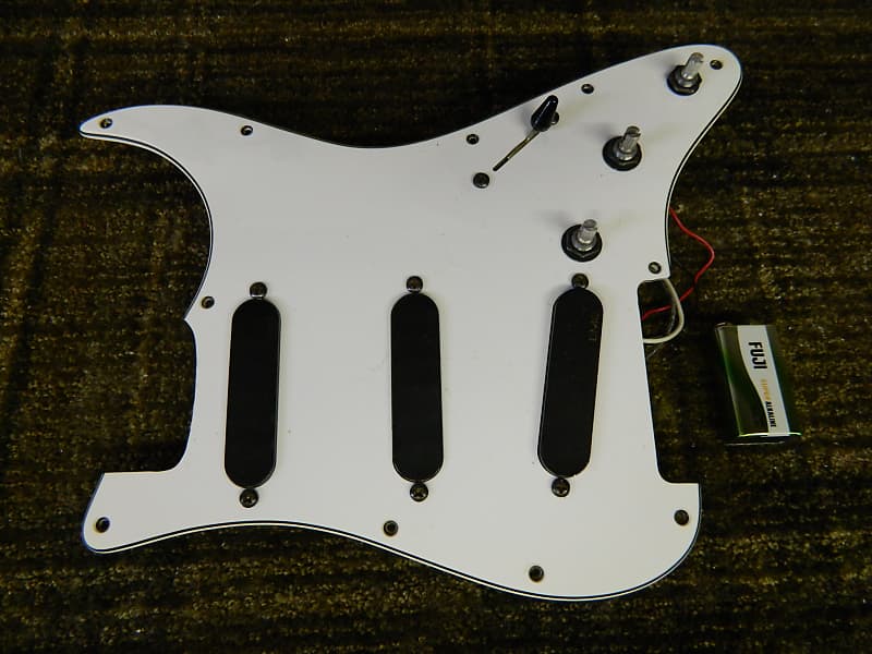 EMG Strat Single Coil - Black | Reverb