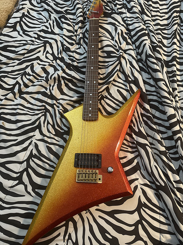 Westone Raider 1 1983 ? - Gold /Red | Reverb