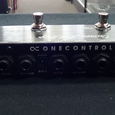 One Control Caiman Tail Loop Switcher | Reverb