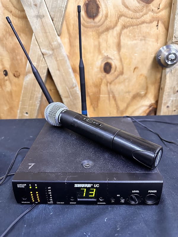 SHURE UC4-UB Wireless Microphone Receiver 692-716 MHz with | Reverb