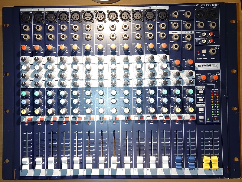 Soundcraft EPM12 12-Channel Mixer 2010s - Blue | Reverb UK