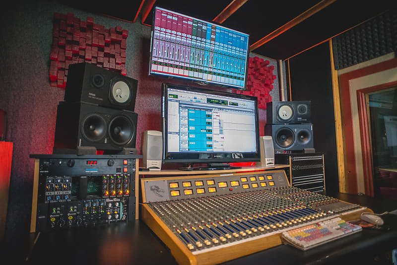 Trident London 16 / 65 Recording Console 24x16 | Reverb