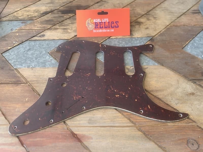 Real Life Relics Fender® Aged Brown Tortoise Shell | Reverb UK