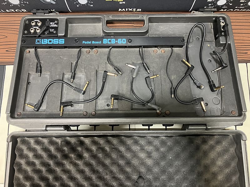 Boss BCB-60 Pedalboard / Carrying Case with Boss cables | Reverb
