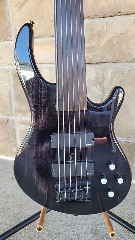 Dean Edge 6-String Fretless Bass - Trans Gloss Black | Reverb