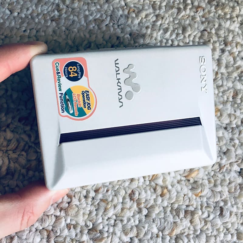 Sony WM-EX910 Walkman with Remote, Rare White ! Working ! | Reverb
