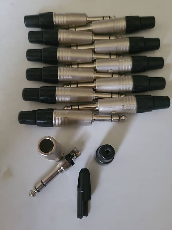 Lot of 12 Neutrik NP3C 3-Pole 1/4" TRS Professional Phone | Reverb