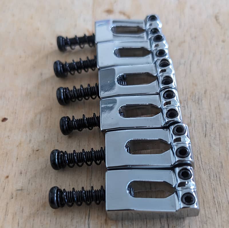 Fender saddles Chrome/Black | Reverb