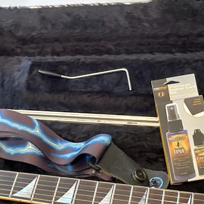 1986-87 Charvel Jackson Model 6 Neck Thru Ferrari Red 6 | Reverb