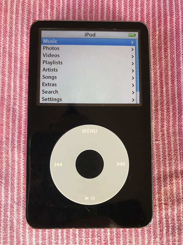 Apple iPod classic 5th Gen video A1136 2005 - Black | Reverb