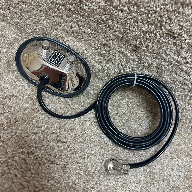 Fender Chrome Vintage-Style 2 Button Footswitch | Reverb