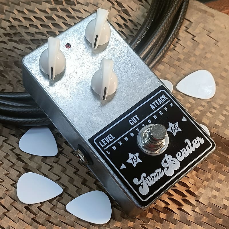 Luxury Tone Fx Fuzz Bender / Tone Bender MKI & II inspired | Reverb UK