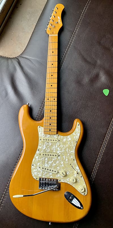 STAGG S350 vintage strat style guitar Beautiful! | Reverb
