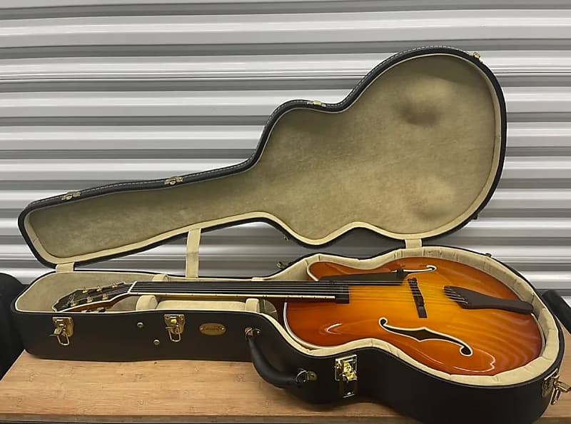 Benedetto Manhattan Jazz Archtop - Autumnburst | Reverb