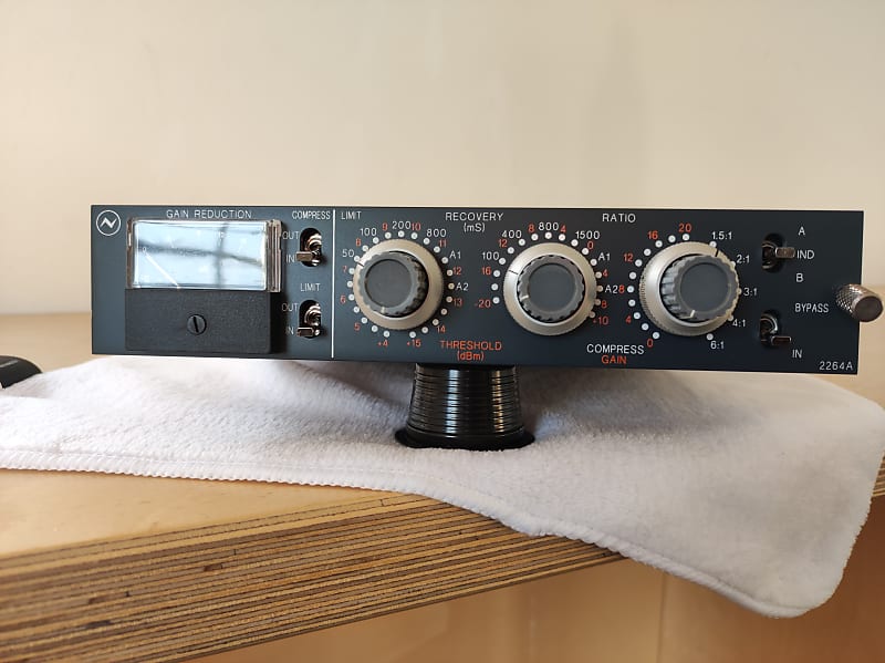AMS Neve 2264A - Compressor - Limiter | Reverb