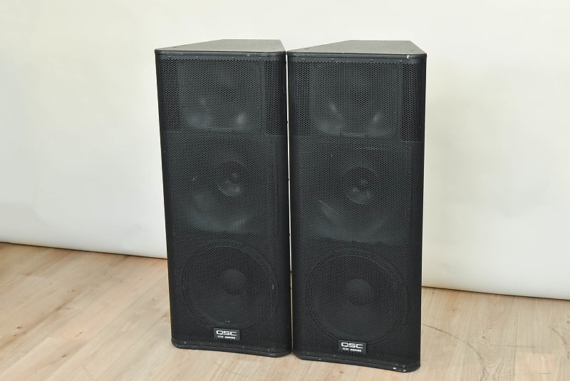 QSC KW153 1000W 15" Three-Way Active Loudspeaker (PAIR) | Reverb