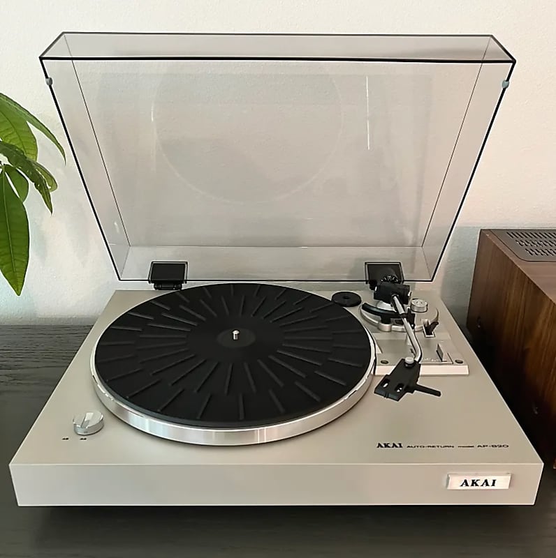 Akai AP-B20S Turntable - Silver | Reverb