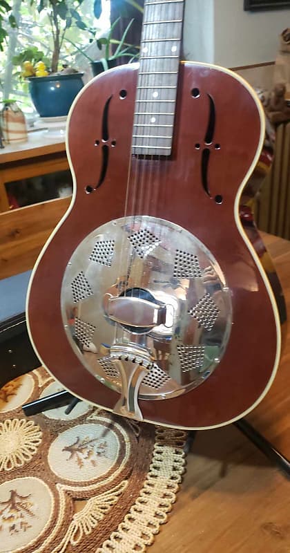 Rogue CT44 Triolian Resonator Guitar | Reverb