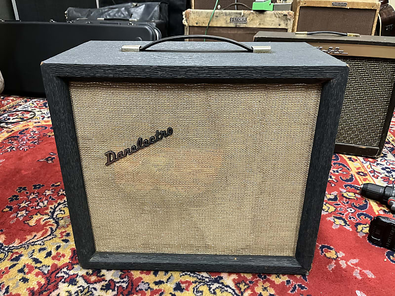 Danelectro Dm25 Speaker/amp cabinet 1960s | Reverb