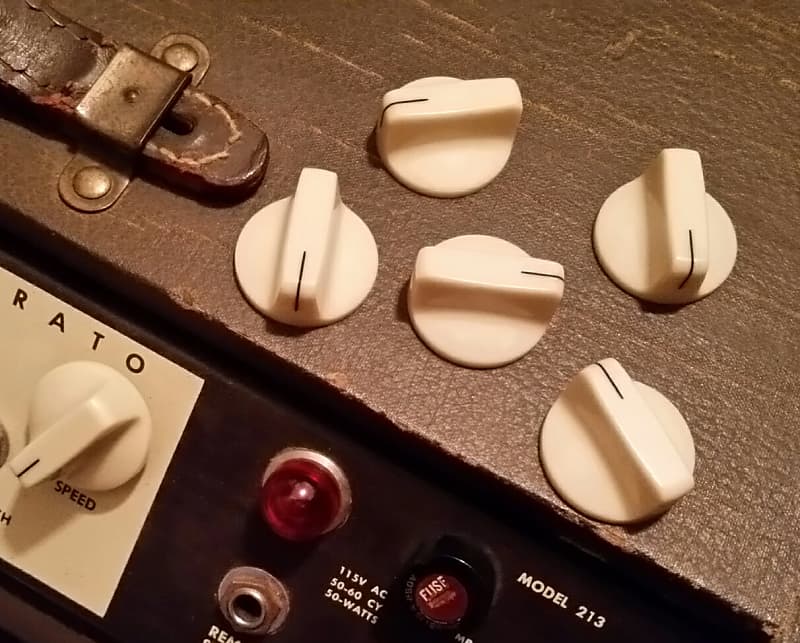 Daka-Ware Magnatone Model 213 Bakelite Knobs | Reverb