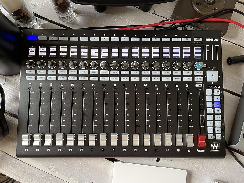 Waves FIT Controller for Emotion LV1 Mixer + 17 Motorized | Reverb