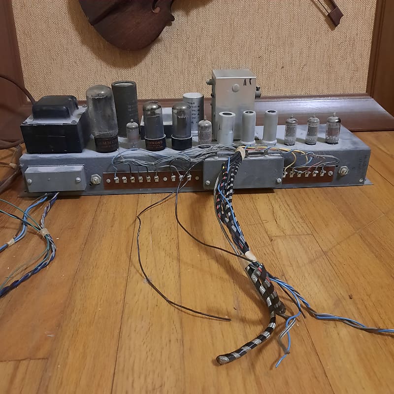 Hammond A0-24110 Organ Amplifier | Reverb