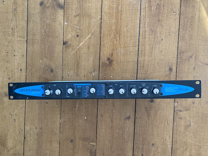 Zoom Studio 1202 multi effects 1990s - Black and blue | Reverb