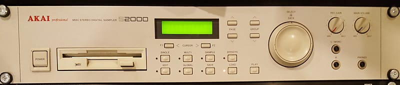 Akai S2000 Midi stereo digital sampler+system disk+sound | Reverb