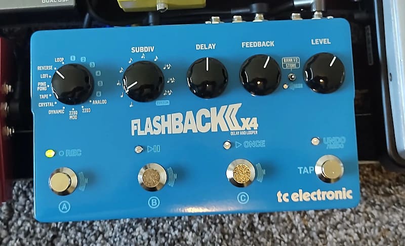 TC Electronic Flashback 2 x4 + power supply. | Reverb