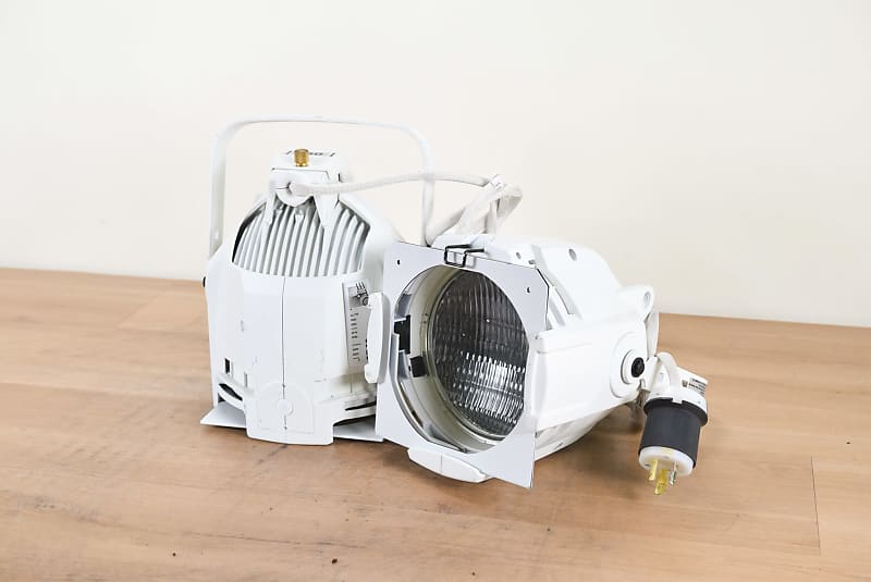 ETC Source Four Par Stage Light (PAIR) (church owned) CG00L22 | Reverb