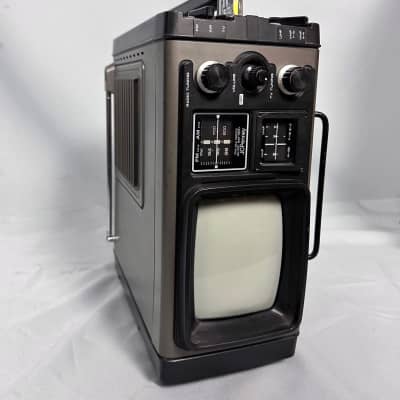 JCPenney 685-1007 5 Inch Portable Solid State TV VHF UHF, | Reverb UK