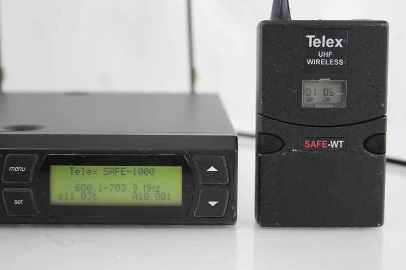 Telex SAFE-1000 Encrypted UHF Wireless System Receiver and | Reverb