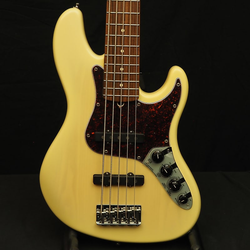 Fender Jazz Bass V 1996 - Cream | Reverb