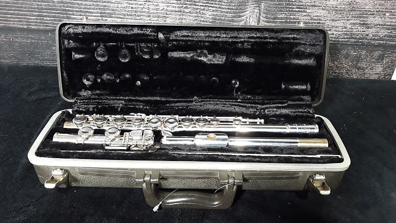 Bundy Bundy C Flute with Case (King of Prussia, PA) | Reverb
