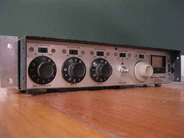 Shure M67 Professional Microphone Mixer | Reverb